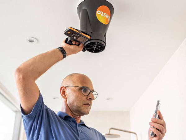 Testo 417 Compact Vane-Anemometer with Funnel Set and Flow Straightene ...